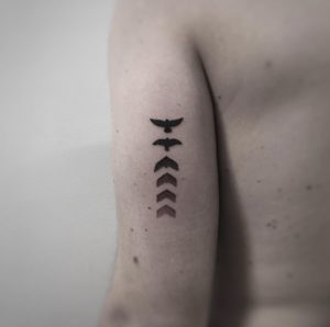 40 Creative Back Arm Tattoos For Men & Women - TattooBlend