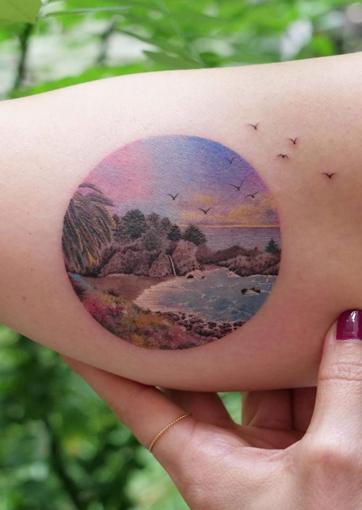30 Crazy-Good Tattoos for Women - TattooBlend